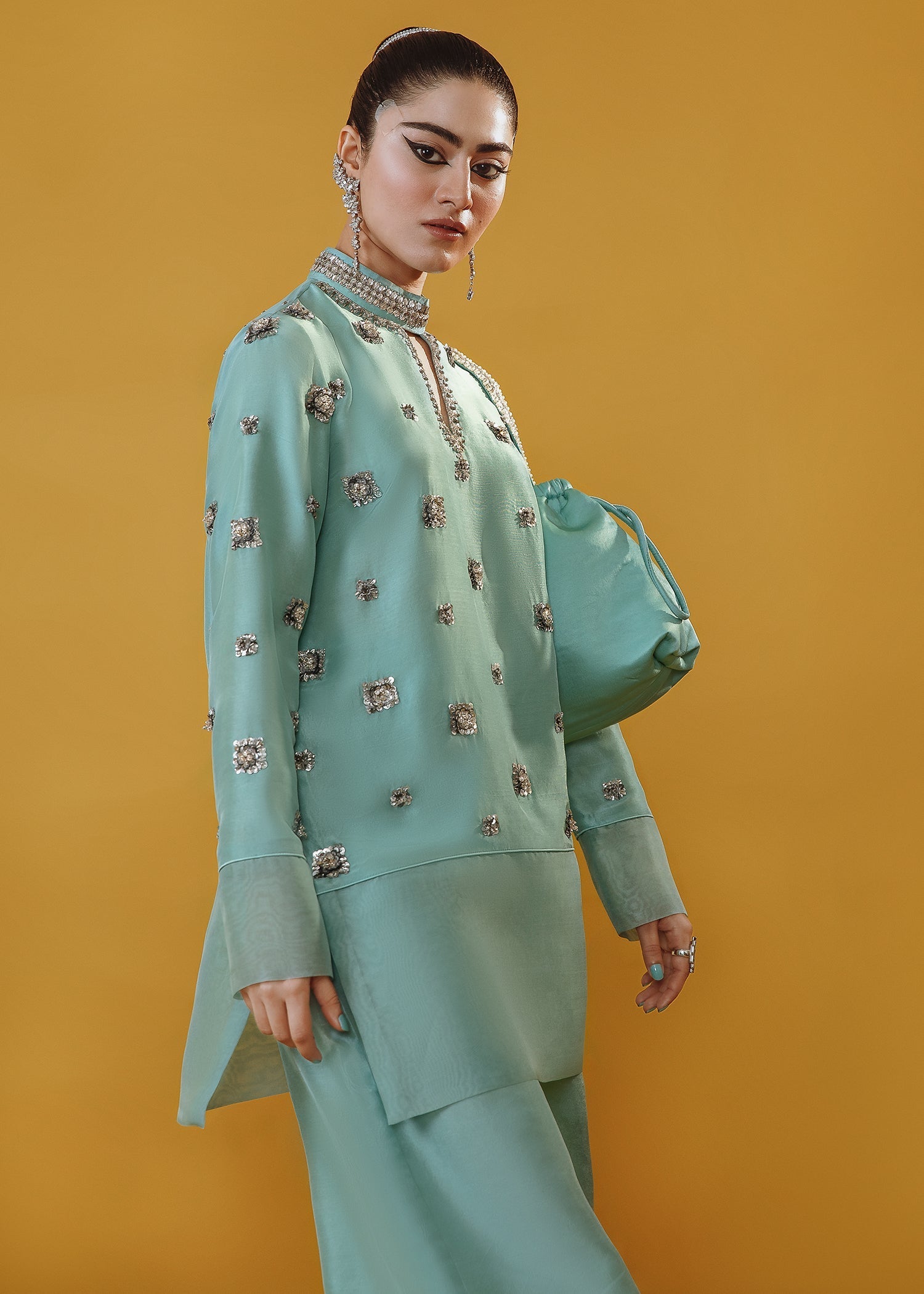 Hussain Rehar | Basic Not Basic | Gladiolus - Official – Libayah